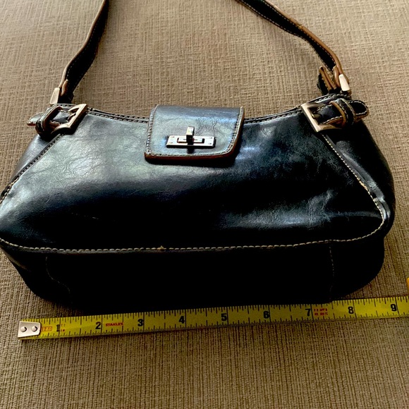 Hillard & Hanson | Bags | Vintage Hillard Hanson Black Shoulder Bag ...